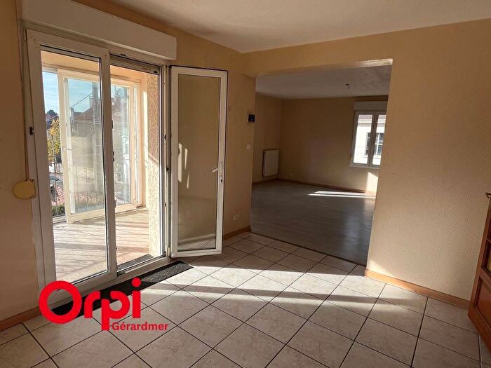 Appartement à louer - Bruyères - 5 pièces - 4 chambres