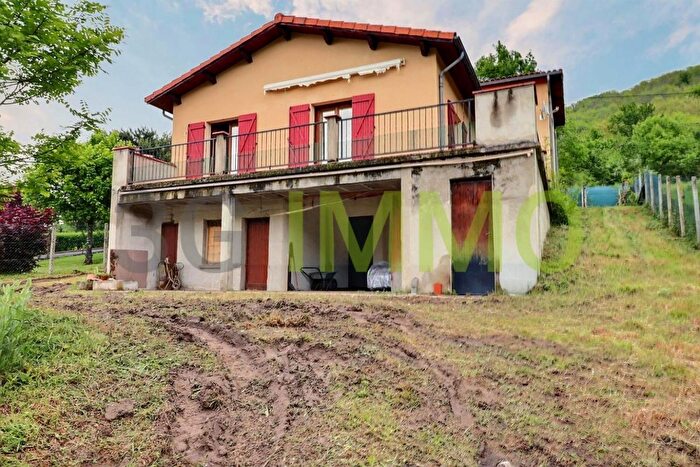 Maison à vendre - Thiers - 5 pièces - 3 chambres