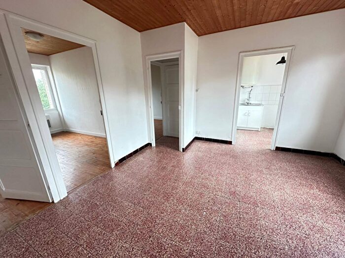 Appartement à louer - Nord, LArbresle - 4 pièces - 3 chambres
