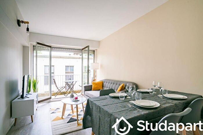 Appartement 1 pièce à louer - Mouillère-Dauphine, Orléans