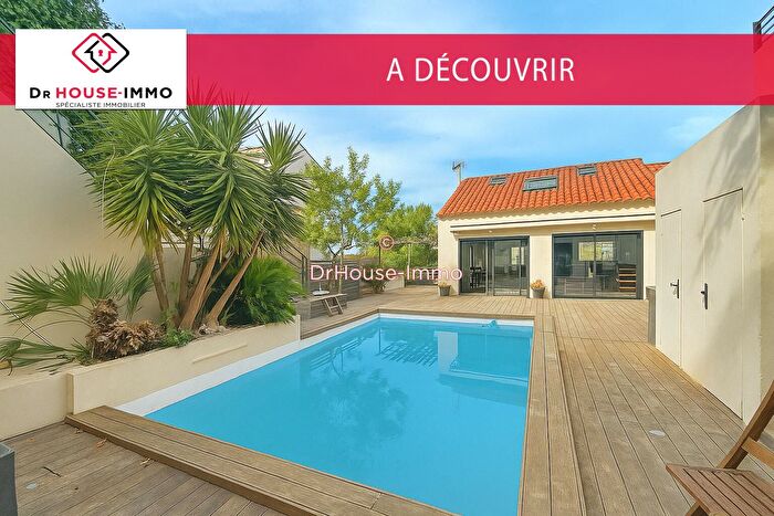 Maison à vendre - Marseille e , Le Redon - 5 pièces - 3 chambres