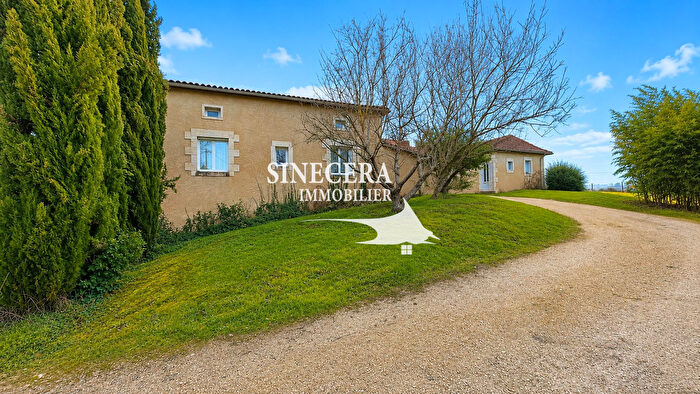 Ribérac - Maison 8 pièces à vendre