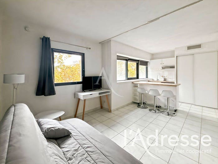 Baille, Marseille 5ème arrondissement : Appartement 1 pièce à louer