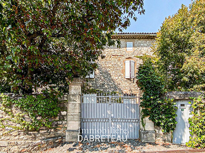 Maison 8 pièces à Saint-Jean-de-Maruéjols-et-Avéjan, à vendre