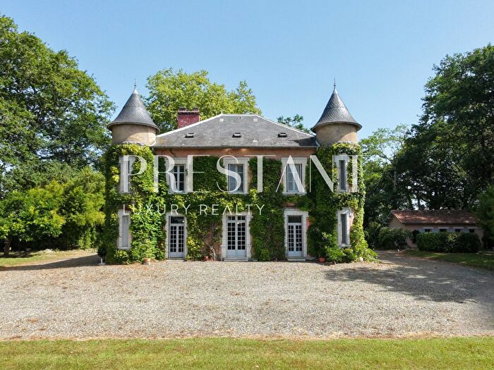 Sainte-Marie-de-Gosse : Maison 15 pièces à vendre