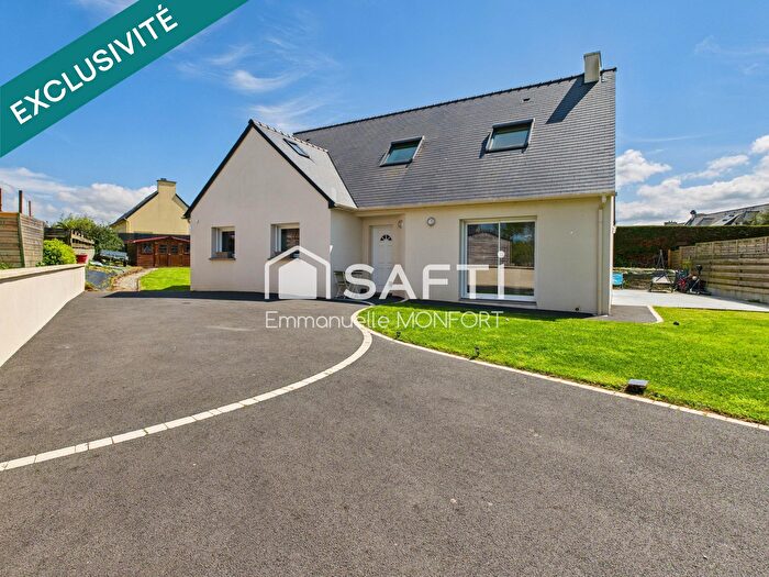 Maison à vendre - Taulé - 7 pièces - 5 chambres