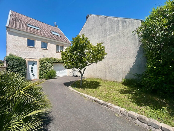 Arpajon - Maison 6 pièces à vendre