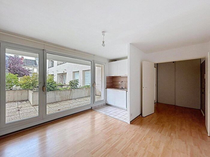 Centre Ville, Reims : Appartement 2 pièces à louer