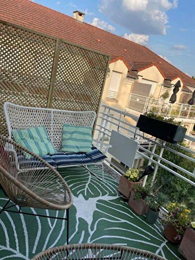 Appartement à louer - Centre Ville, Houilles - 3 pièces - 2 chambres