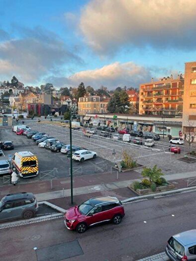 Appartement à louer - Jardy-Centre Ville, Vaucresson - 2 pièces - 1 chambre