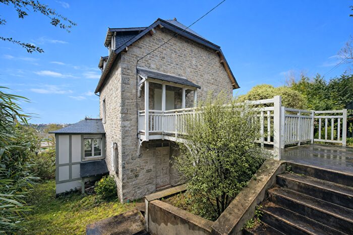 Maison à vendre - Saint-Cast-le-Guildo - 6 pièces - 5 chambres