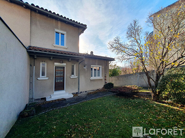 Maison à vendre - Saint-Flour - 4 pièces - 2 chambres