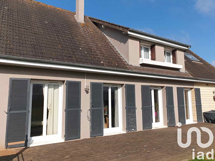 Maison à vendre - Beaumont-le-Roger - 8 pièces - 6 chambres