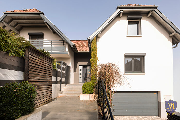 Maison à vendre - Folgensbourg - 7 pièces - 5 chambres