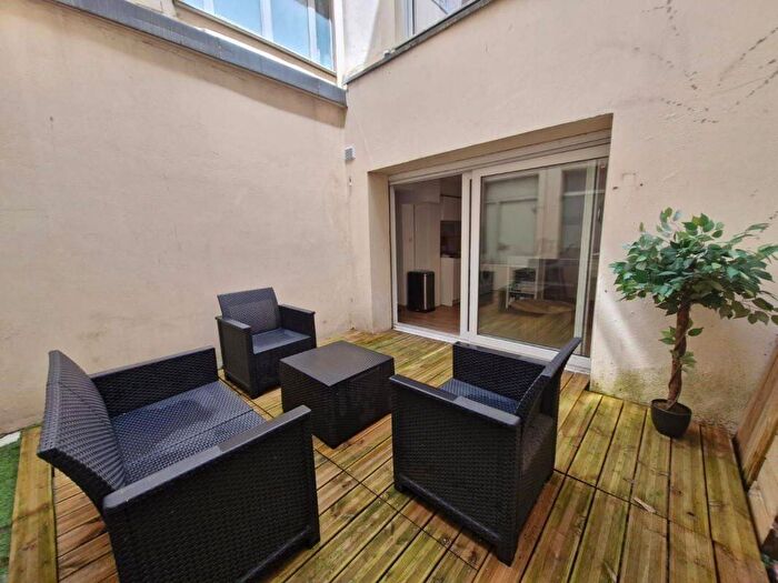 Centre Ville, Reims : Appartement 1 pièce à louer