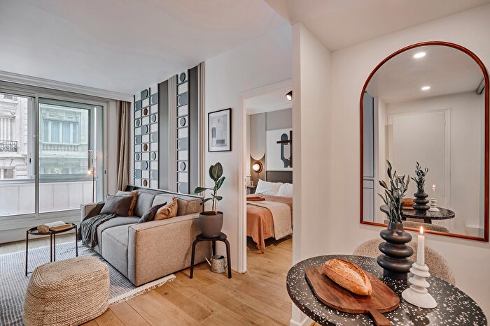 Appartement à louer - Paris e , Muette-Nord, Trocadéro - 3 pièces - 2 chambres