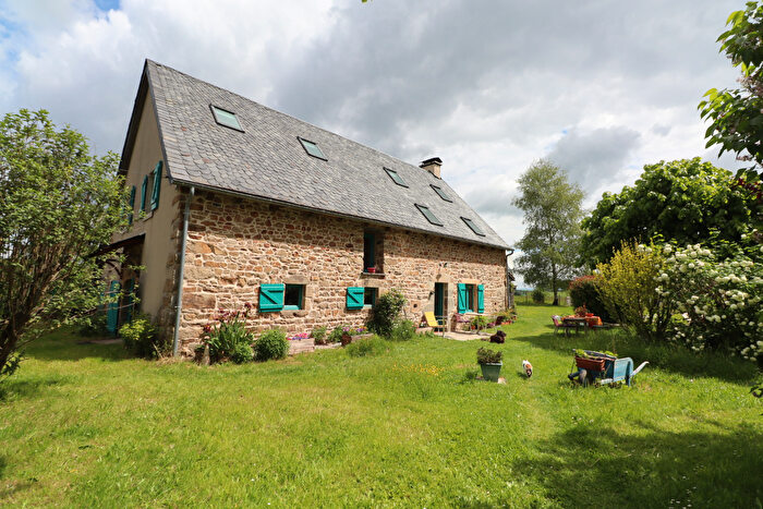 Maison à vendre - Larodde - 8 pièces - 5 chambres