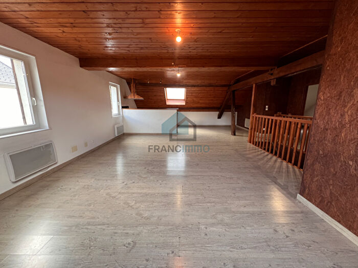 Appartement 3 pièces à louer - Damprichard