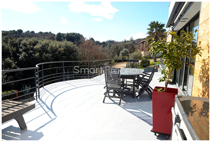 Maison à vendre - Bourg-Saint-Andéol - 9 pièces - 5 chambres