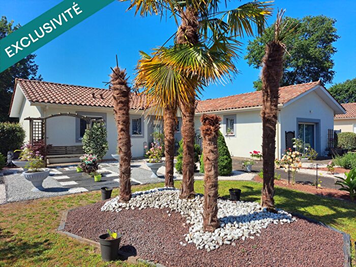 Maison 5 pièces à vendre à Roquefort