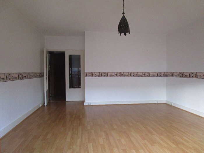 Appartement à louer - Le Ban-Saint-Martin - 3 pièces - 2 chambres