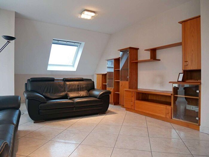 Appartement à louer - Koenigshoffen Est, Strasbourg - 3 pièces - 2 chambres