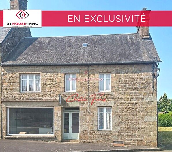 Maison 6 pièces à Monthault, à vendre