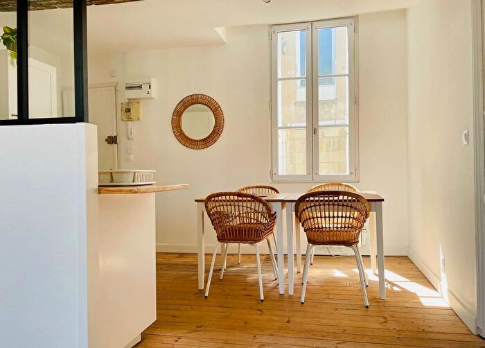 Appartement à louer - La Rochelle, Centre-ville, Vieux-port, Marché - 3 pièces