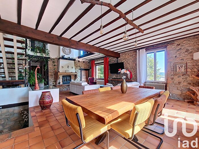 Maison à vendre - Saint-Clément-sur-Valsonne - 9 pièces - 6 chambres