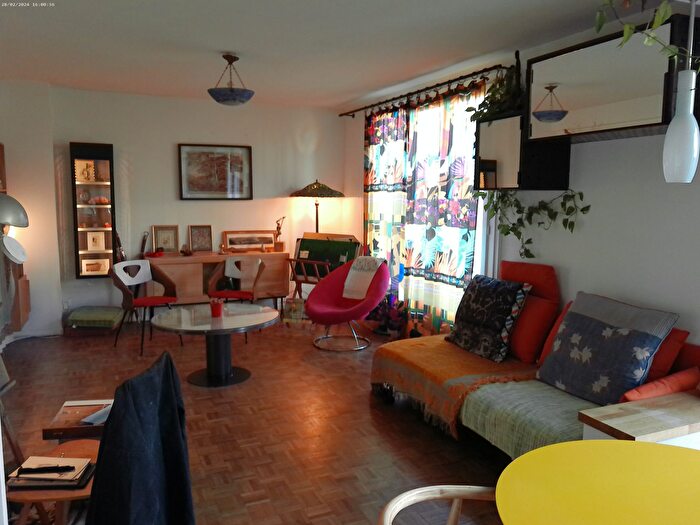 Maisons à vendre et appartements à louer - 1