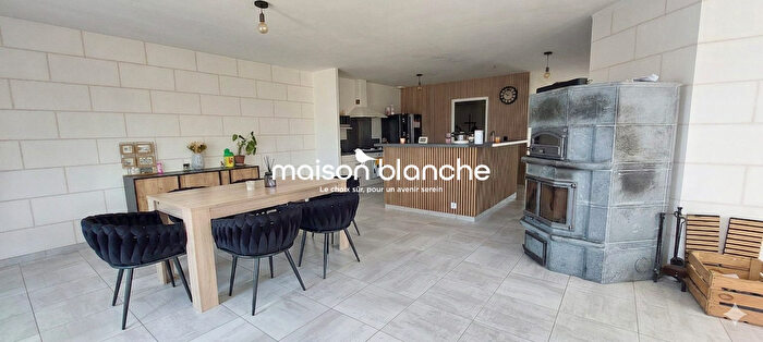 Maison 4 pièces à Montjean-sur-Loire, à vendre