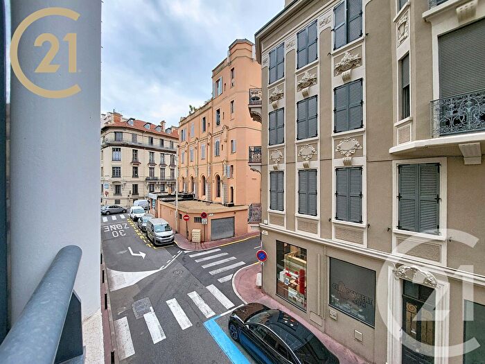 Cannes, Prado, République - Appartement 2 pièces à vendre