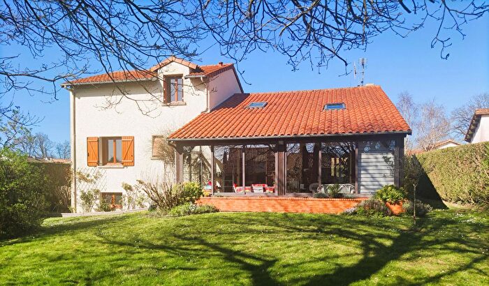 Maison à vendre - Fontaine-le-Comte - 7 pièces - 4 chambres