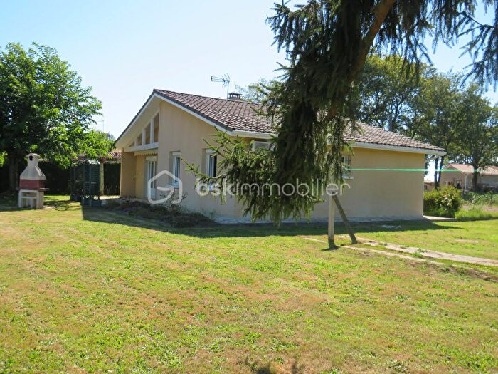 Aire-sur-l'Adour : Maison 4 pièces à vendre