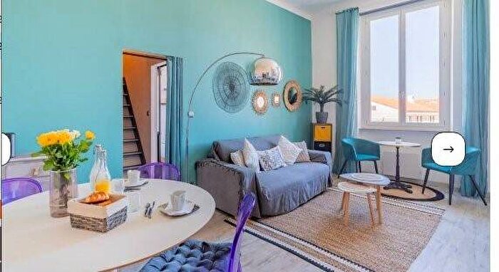 Appartement à louer - Marseille ème - 3 pièces - 2 chambres