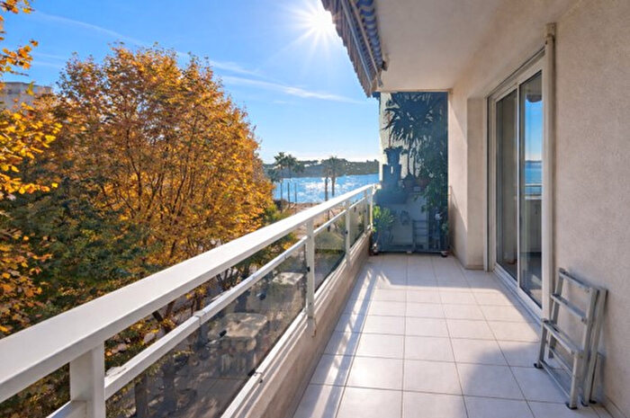 Appartement à vendre - Antibes, Coeur de ville - 2 pièces - 1 chambre