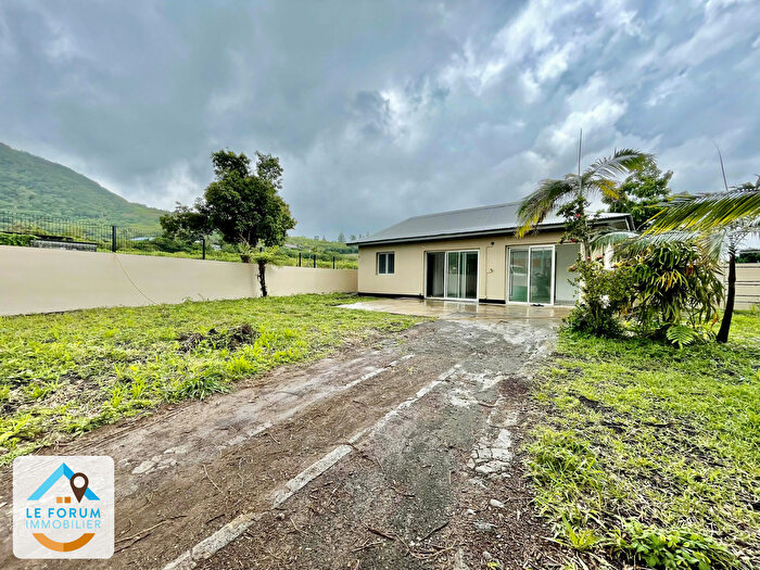 Maison à vendre - Saint-Joseph - 4 pièces - 3 chambres