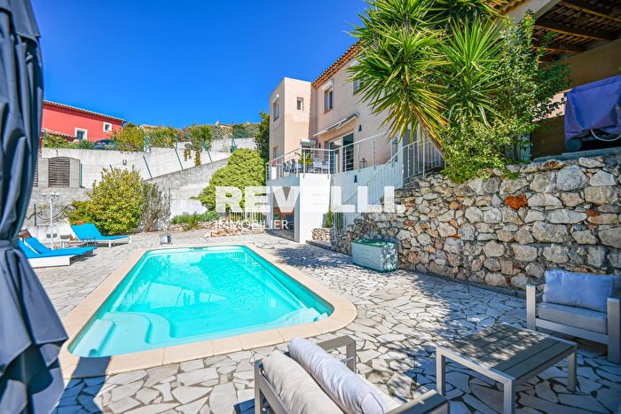 Marseille 15ème, Notre-Dame-Limite : Maison 5 pièces à vendre