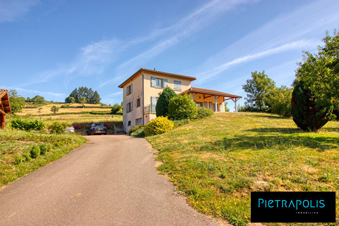 Maison 6 pièces à vendre à Matour