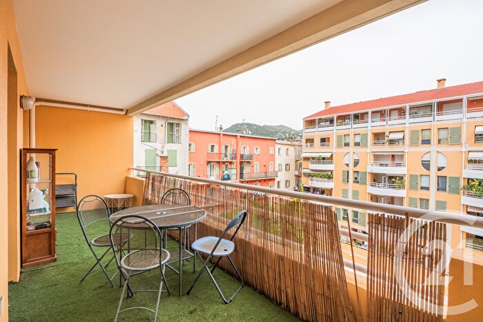 Appartement 2 pièces à Nice, Le Port, à vendre