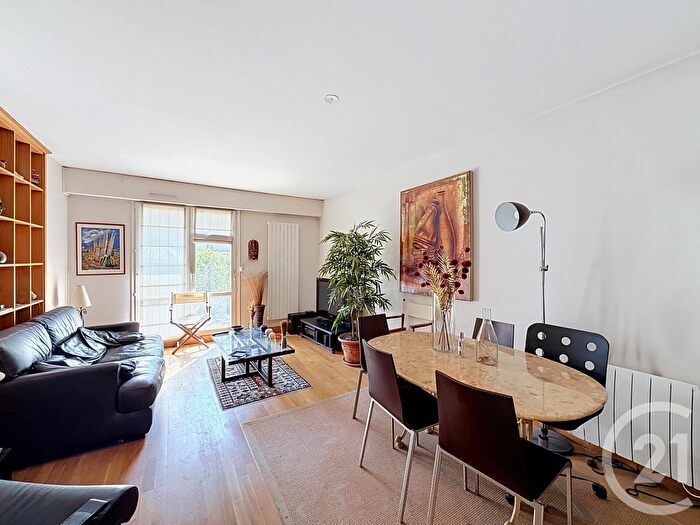 Appartement 3 pièces à vendre - Fontainebleau, Pleus