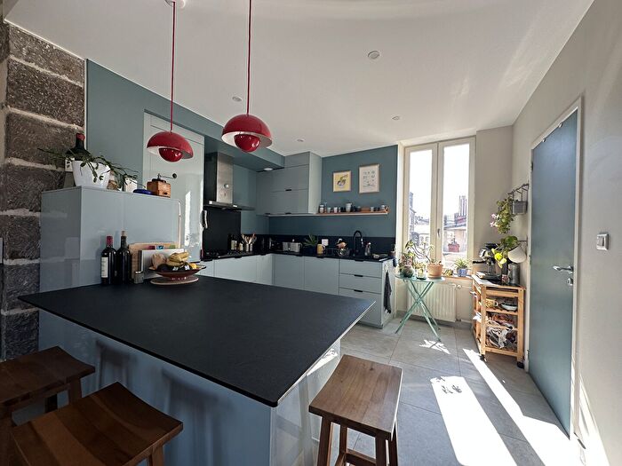 Appartement à vendre - Clermont-Ferrand, Delille, Cathédrale, La Gare - 4 pièces - 3 chambres