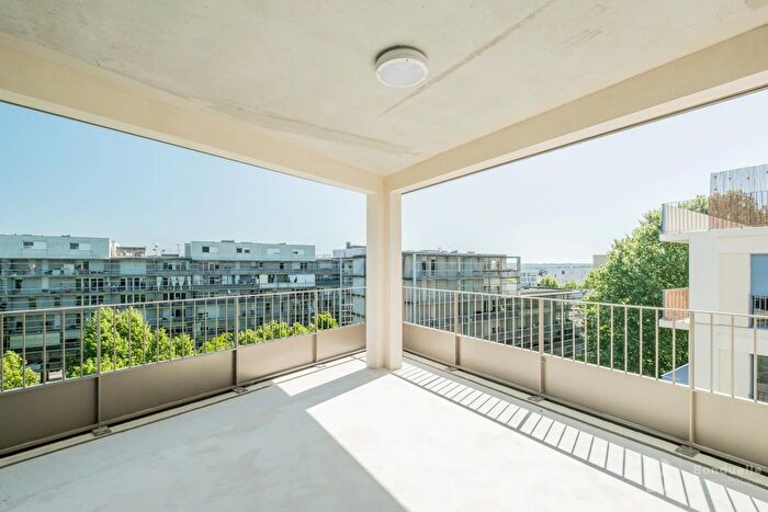 Appartement à louer - Bordeaux, Gare Saint-Jean - 3 pièces - 2 chambres