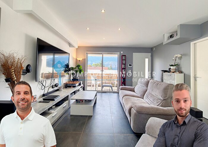 Maison à vendre - Le Champ-près-Froges - 6 pièces - 4 chambres