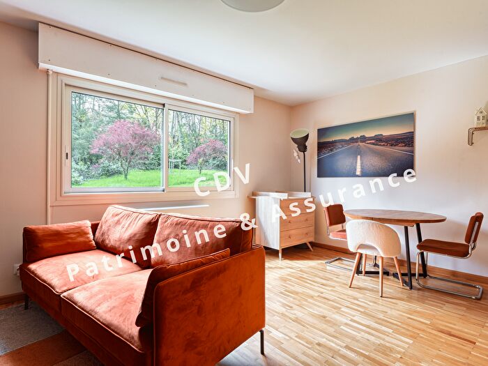 Caluire-et-Cuire, Montessuy - Appartement 2 pièces à vendre