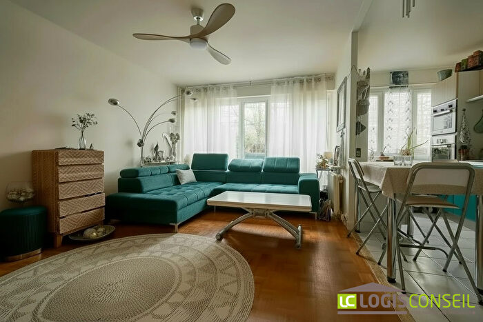 Appartement à vendre - Châtenay-Malabry, Centre-ville - 4 pièces - 3 chambres