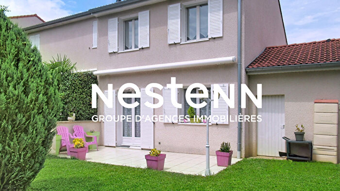 Maison à vendre - Charnay-lès-Mâcon - 5 pièces - 4 chambres