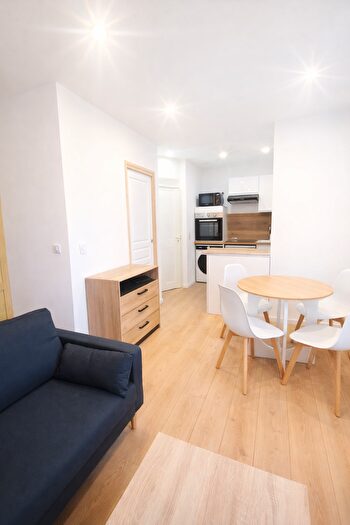 Appartement à louer - La Seyne-sur-Mer, Est - 1 pièce