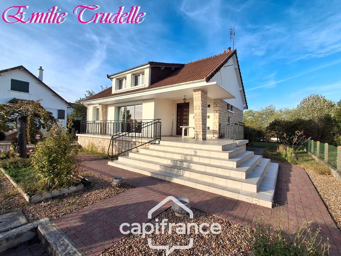 Ruillé-sur-Loir - Maison 6 pièces à vendre