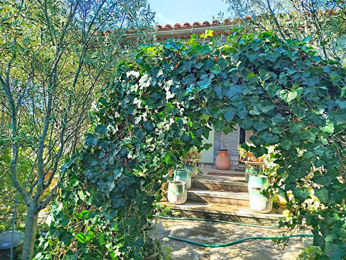 Saint-Maximin-la-Sainte-Baume, Douze Deniers, L'Auvière, Rébubéou, La Courtoise : Maison 4 pièces à vendre